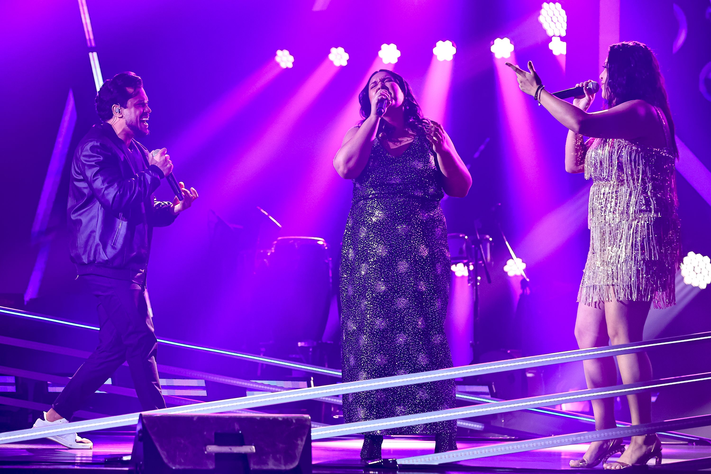 Gabriel Oliveira segue no Time MeK... | The Voice Brasil